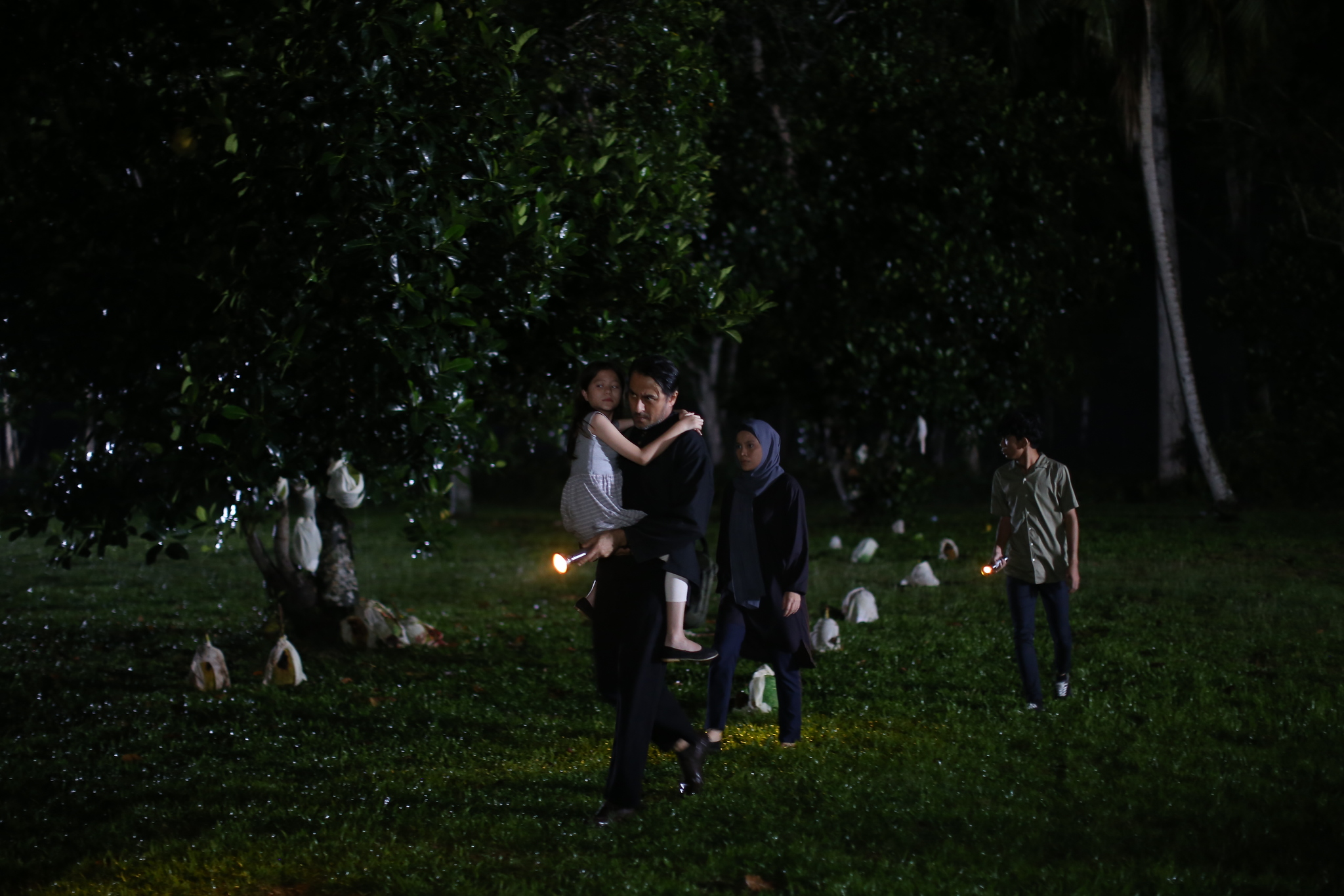 Harum Malam – Kerja ‘gila’ Dain Said vs tapisan LPF - Kosmo Digital