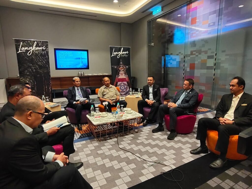 Mashaf Al-Quran Braille Malaysia penuhi keperluan OKU penglihatan ...