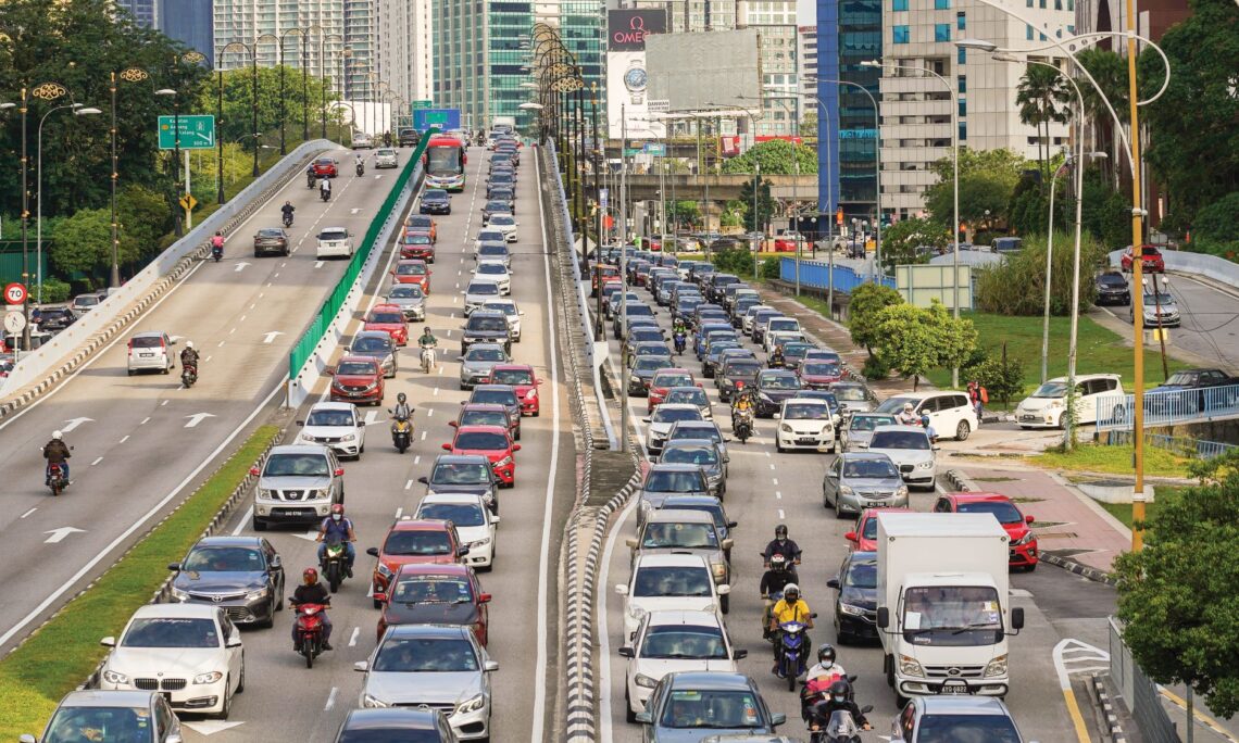 'Bottleneck' perangkap jalan sesak di Lembah Klang - Kosmo Digital