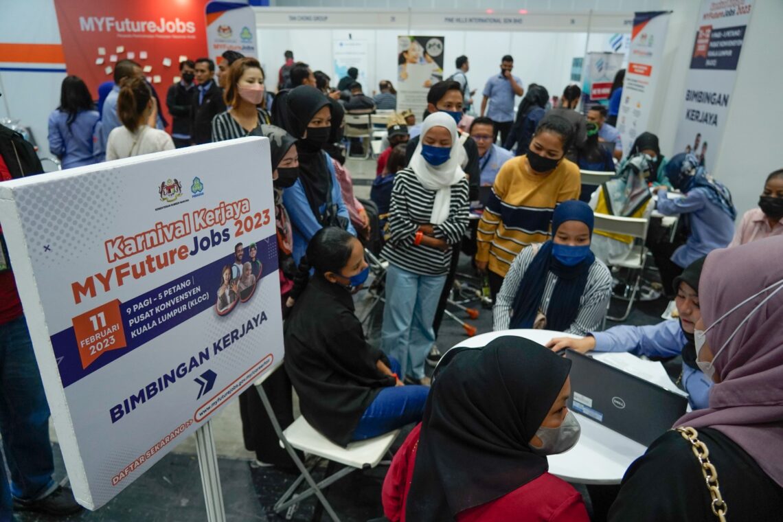 249,044 pemohon dapat kerja melalui MyFutureJobs - Kosmo Digital