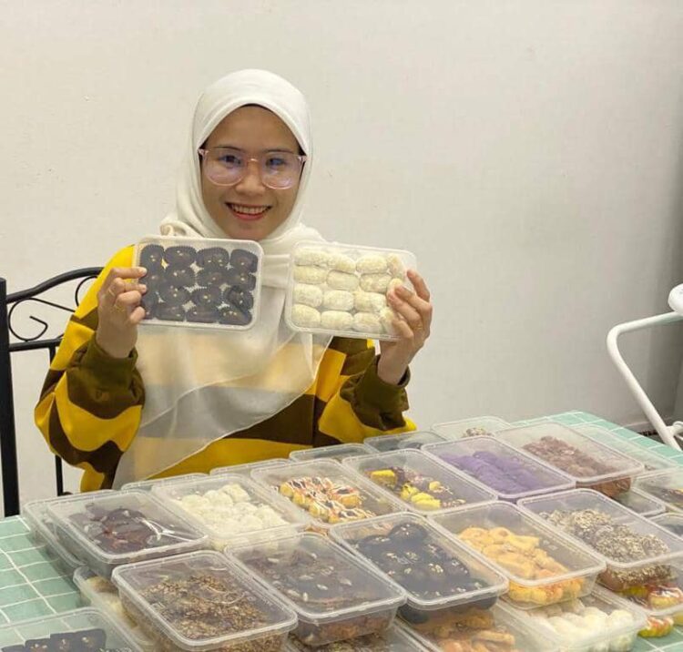 28 jenis biskut raya hanya RM10 sebekas - Kosmo Digital