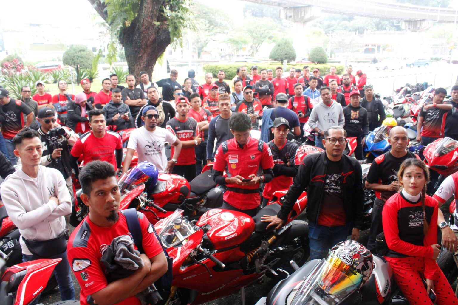 280 pemilik motosikal Ducati berkonvoi ke Kuantan - Kosmo Digital