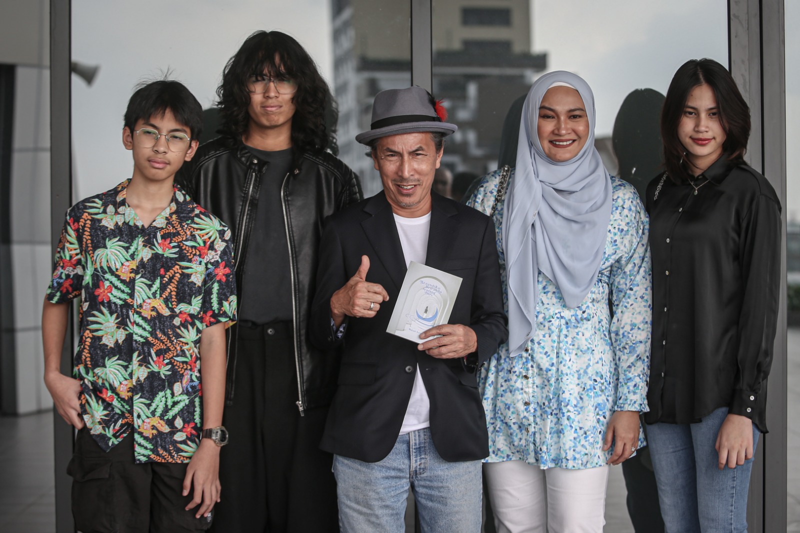 Amy Search titiskan air mata, kongsi masalah kemurungan - Kosmo Digital