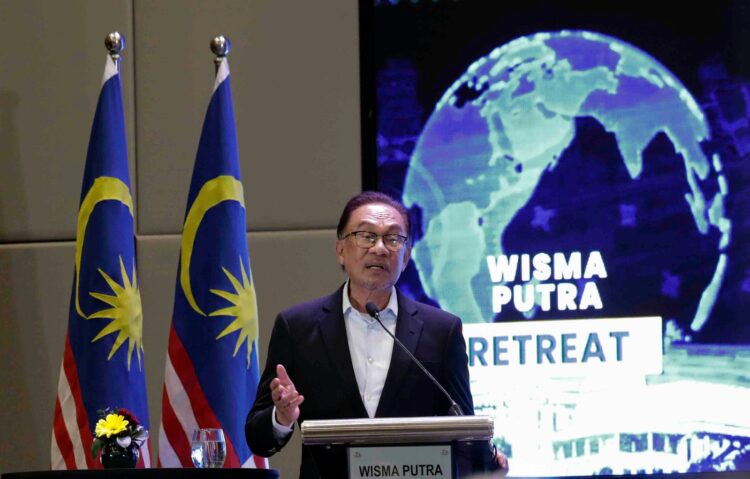 PBB terima pakai resolusi Malaysia bersama 6 negara lain - Anwar - Kosmo Digital