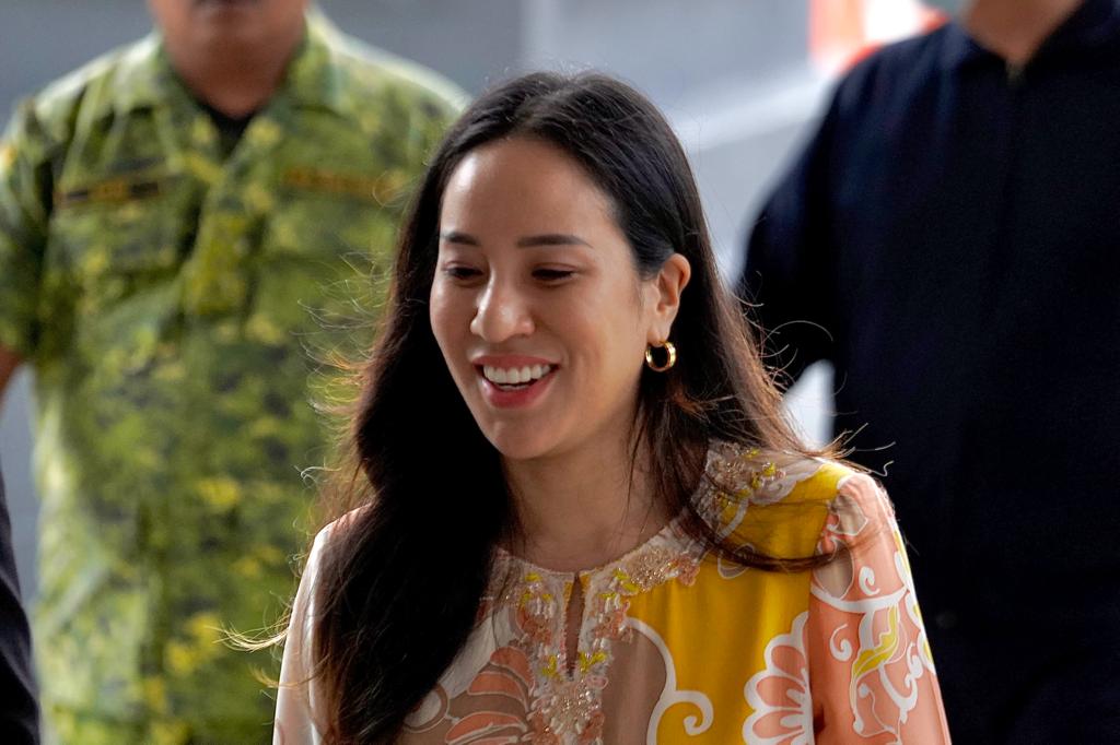 Mahkamah: Najib, Arul Kanda tiba di mahkamah dengar keputusan - Kosmo ... Mahkamah: Najib, Arul Kanda tiba di mahkamah dengar keputusan - Kosmo ...