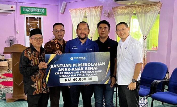 Yayasan Bank Rakyat salur RM40,000 bantu pelajar sekolah di Sarawak ...