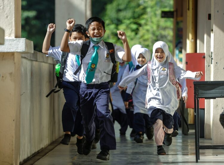 Luahan pembaca: Apa masalah jika sesi sekolah mula Mac? - Kosmo Digital