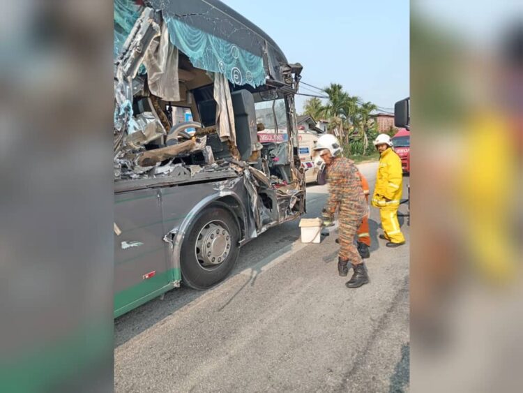 Pemandu putus tangan kanan nahas bas persiaran rempuh lori - Kosmo Digital