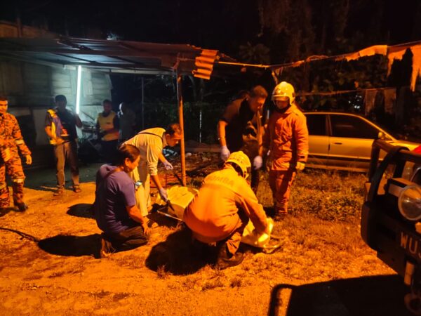 Ibu tunggal rentung terperangkap rumah terbakar - Kosmo Digital