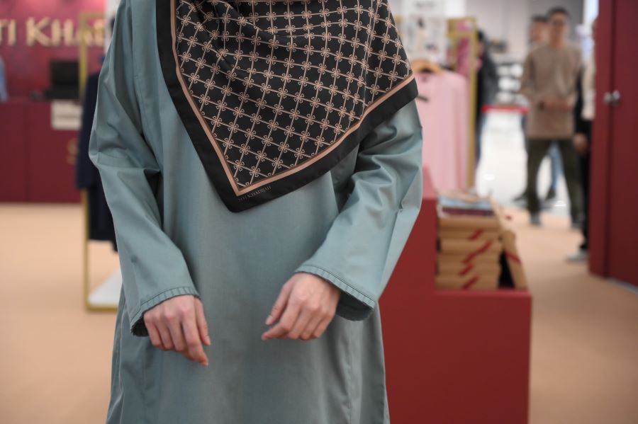 Bergaya sopan, patuh syariah pada Aidilfitri - Kosmo Digital