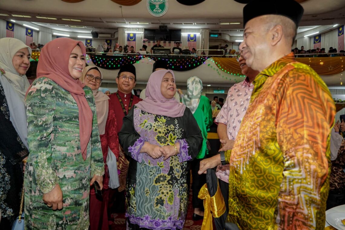 Masing-masing ada kekuatan, tiada yang keluar parti - Noraini Ahmad ...