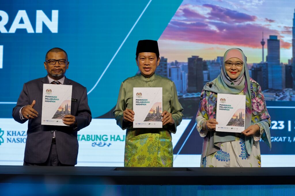 Malaysia negara yang silap beri subsidi - Ahmad Maslan - Kosmo Digital