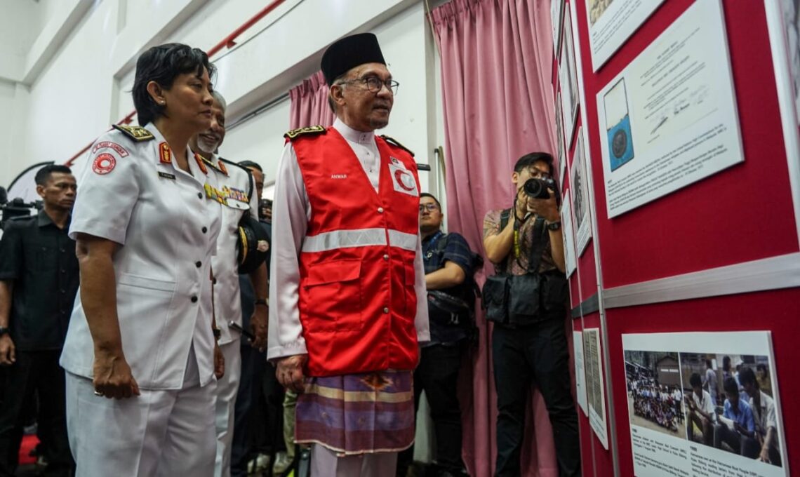 Bawa usul ke Parlimen jika cukup SD jadi PM - Anwar - Kosmo Digital