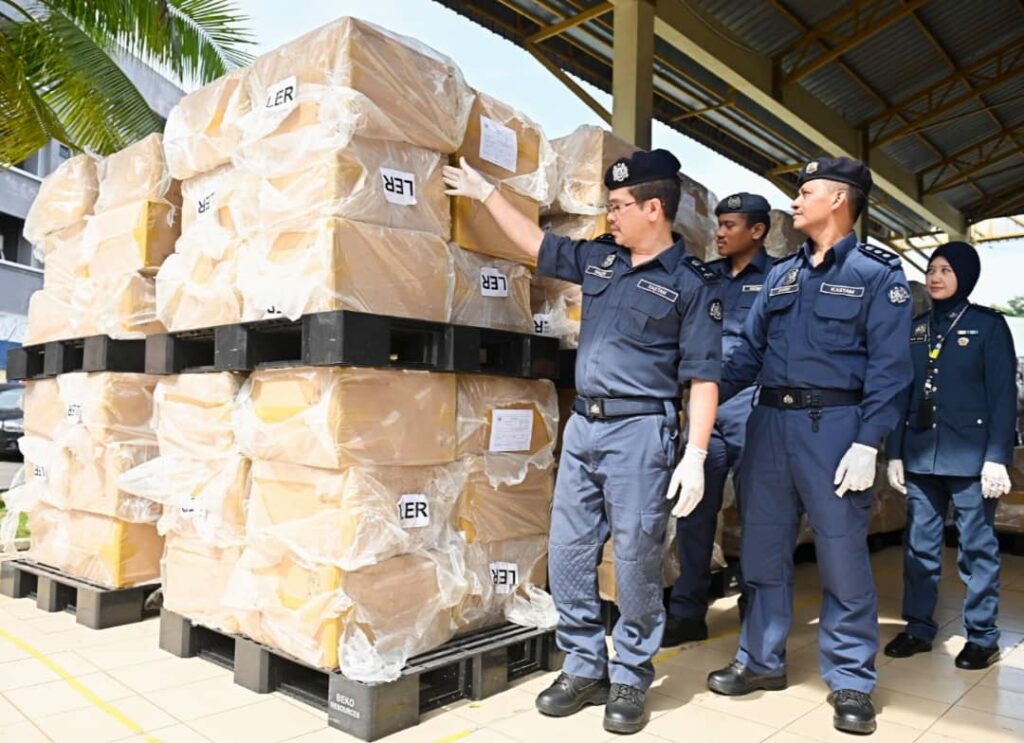 Cubaan seludup rokok RM4 juta digagalkan kastam - Kosmo Digital