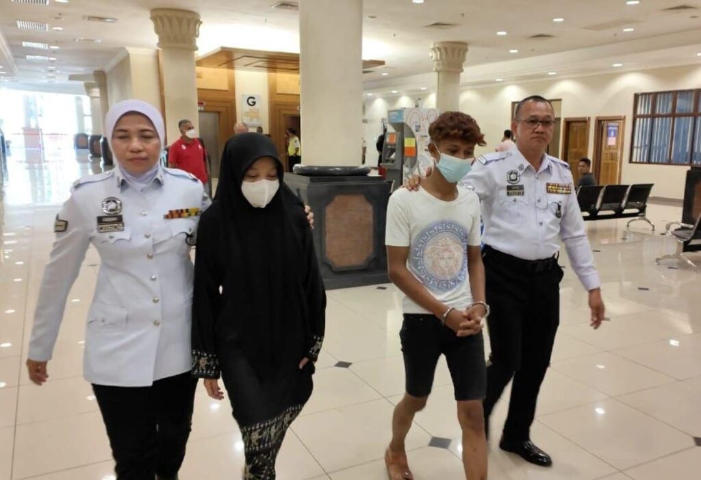 Kediaman di kuarters polis Bayan Baru terbakar - Kosmo Digital