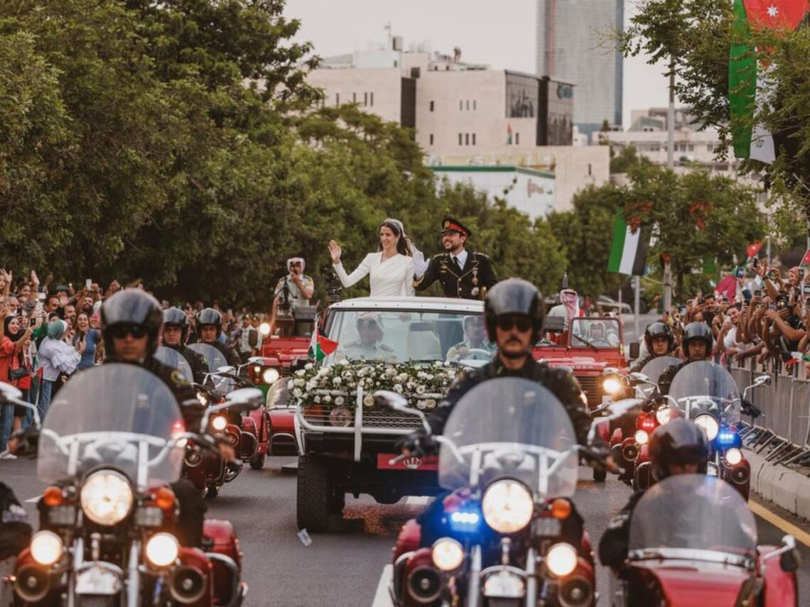 [VIDEO] Perkahwinan Raja Mahkota Jordan, Rajwa dihadiri keluarga diraja ...