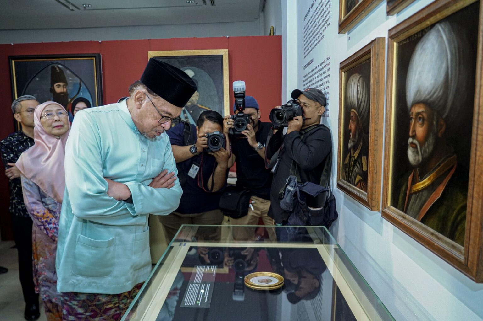 Pameran Lukisan Orientalis tarikan baharu Muzium Kesenian Islam ...