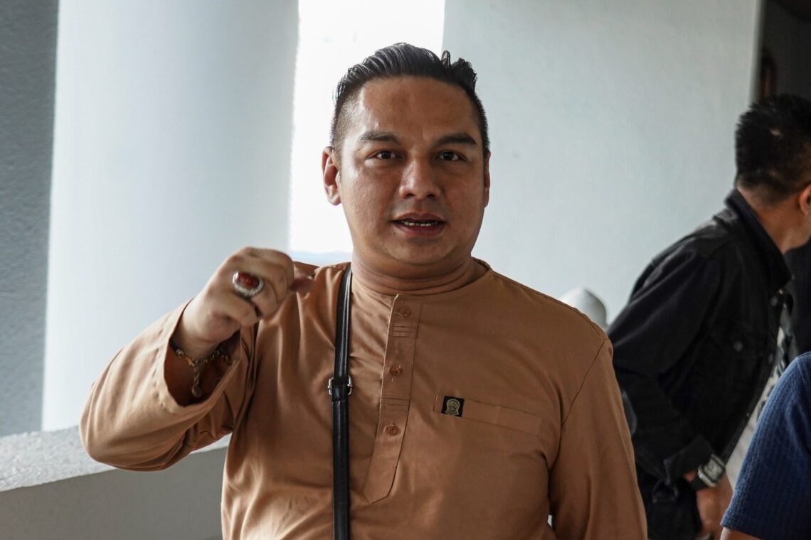 Mahkamah: Lawan tetap lawan- Boy Iman - Kosmo Digital