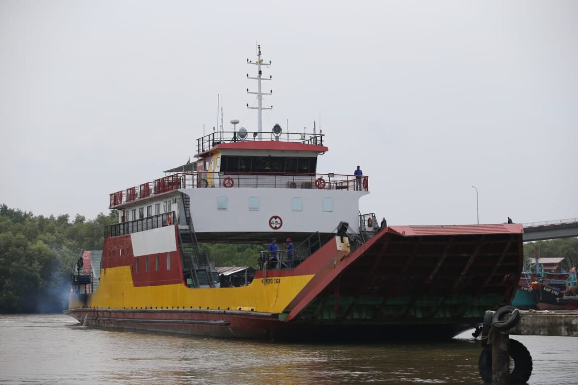 Kedah RORO bawa kenderaan, penumpang kini beroperasi di Kuala Kedah ...