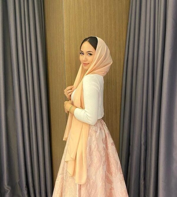 Rania, bakal peguam suka kumpul emas - Kosmo Digital