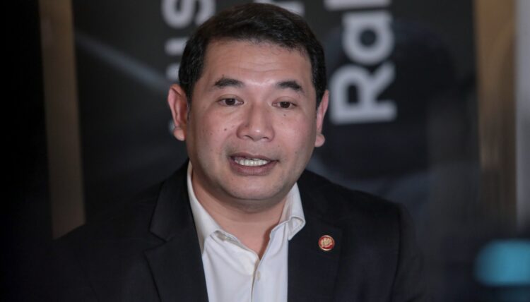 Penjelasan tiga ustaz isu baca bismillah 786 kali mak Neelofa - Kosmo ...