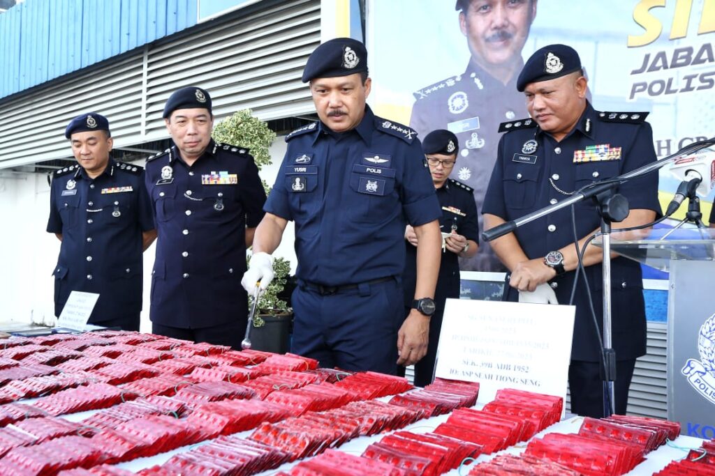 Suami isteri ditahan, rampas lebih 10kg dadah - Kosmo Digital