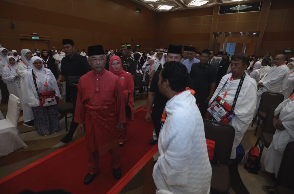 Ambil pengajaran di Tanah Suci, bentuk semangat perpaduan di Malaysia - Kosmo Digital