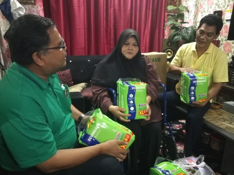 Berhenti kerja bomba sebab jaga isteri sakit - Kosmo Digital