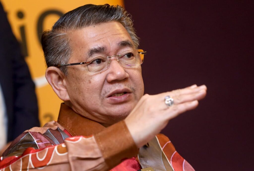 Salahuddin masih dirawat di ICU, henti sebar berita palsu - Kosmo Digital