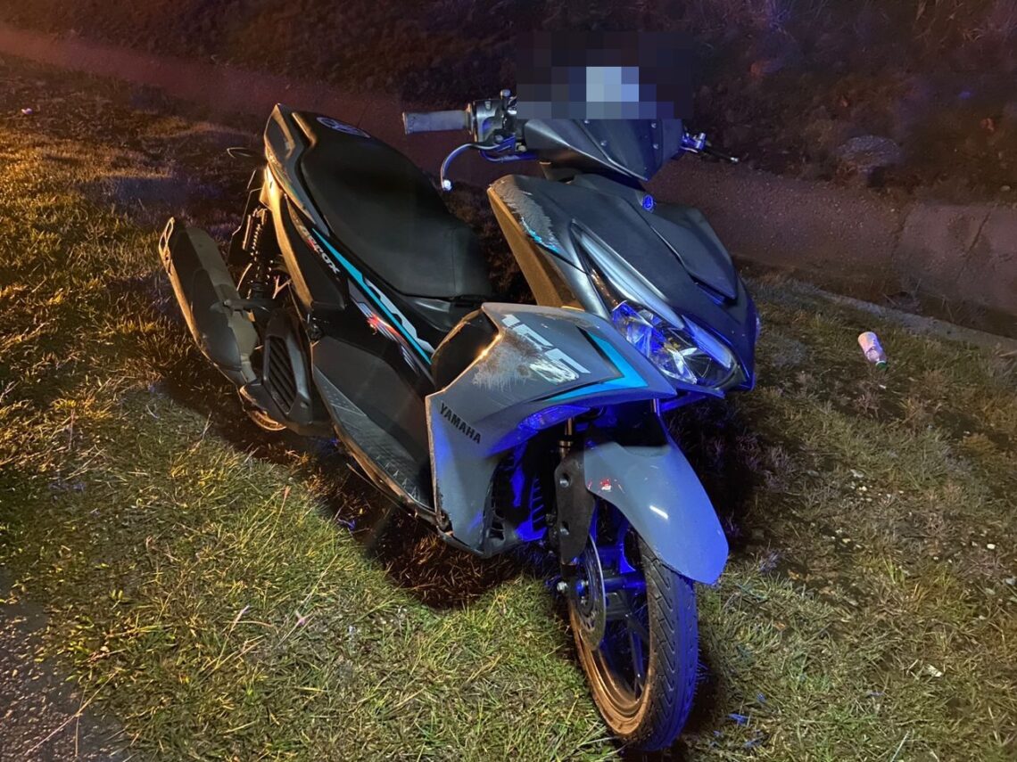 Penunggang maut, motosikal rempuh pembahagi jalan - Kosmo Digital