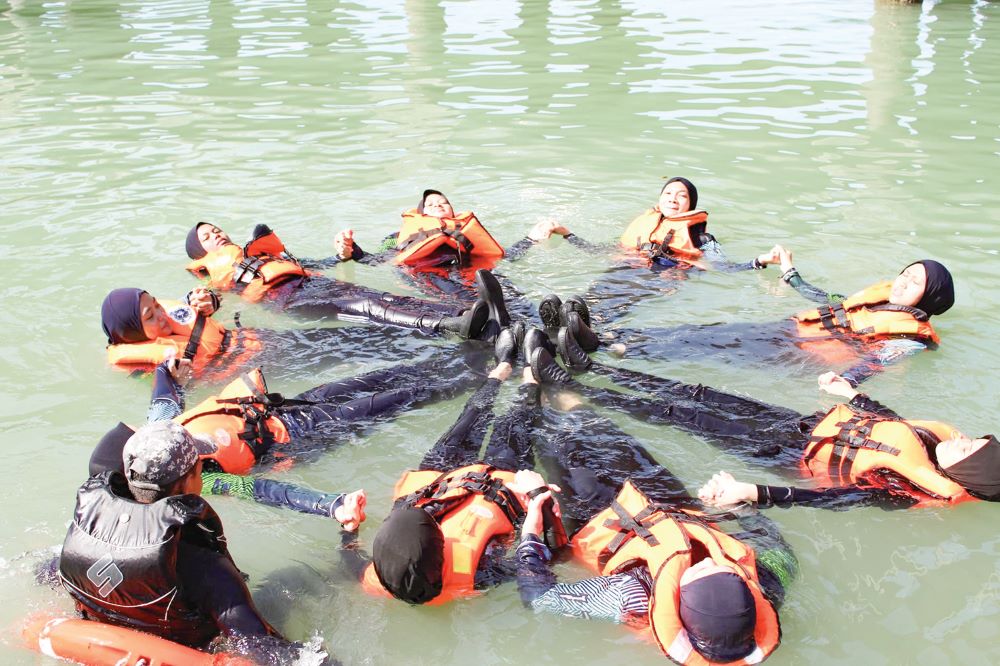 Kor Suksis medium pupuk patriotik - Kosmo Digital