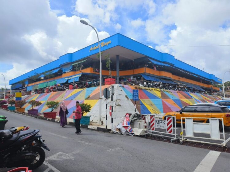 Padang Besar jadi ‘lubuk emas’ peniaga Siam - Kosmo Digital