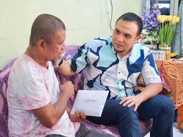 Nahas Elmina: Anwar sampaikan sumbangan peribadi waris mangsa - Kosmo Digital