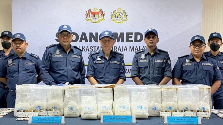 1.2 juta pil methamphetamine campuran kanabis dirampas - Kosmo Digital