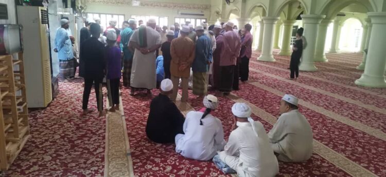 Imam masjid meninggal dunia lepas baca khutbah, solat Jumaat - Kosmo Digital