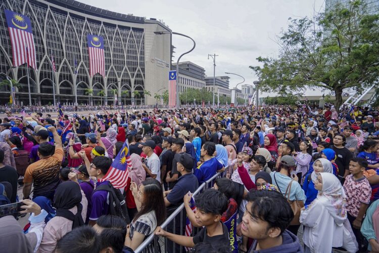 Luahan pembaca: Orang muda juga sambut merdeka - Kosmo Digital