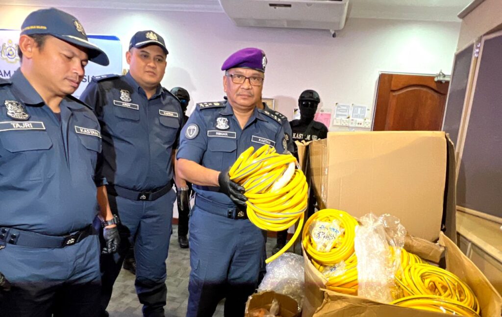 Kastam rampas dadah jenis syabu RM1.7 juta di Pelabuhan Klang - Kosmo ...