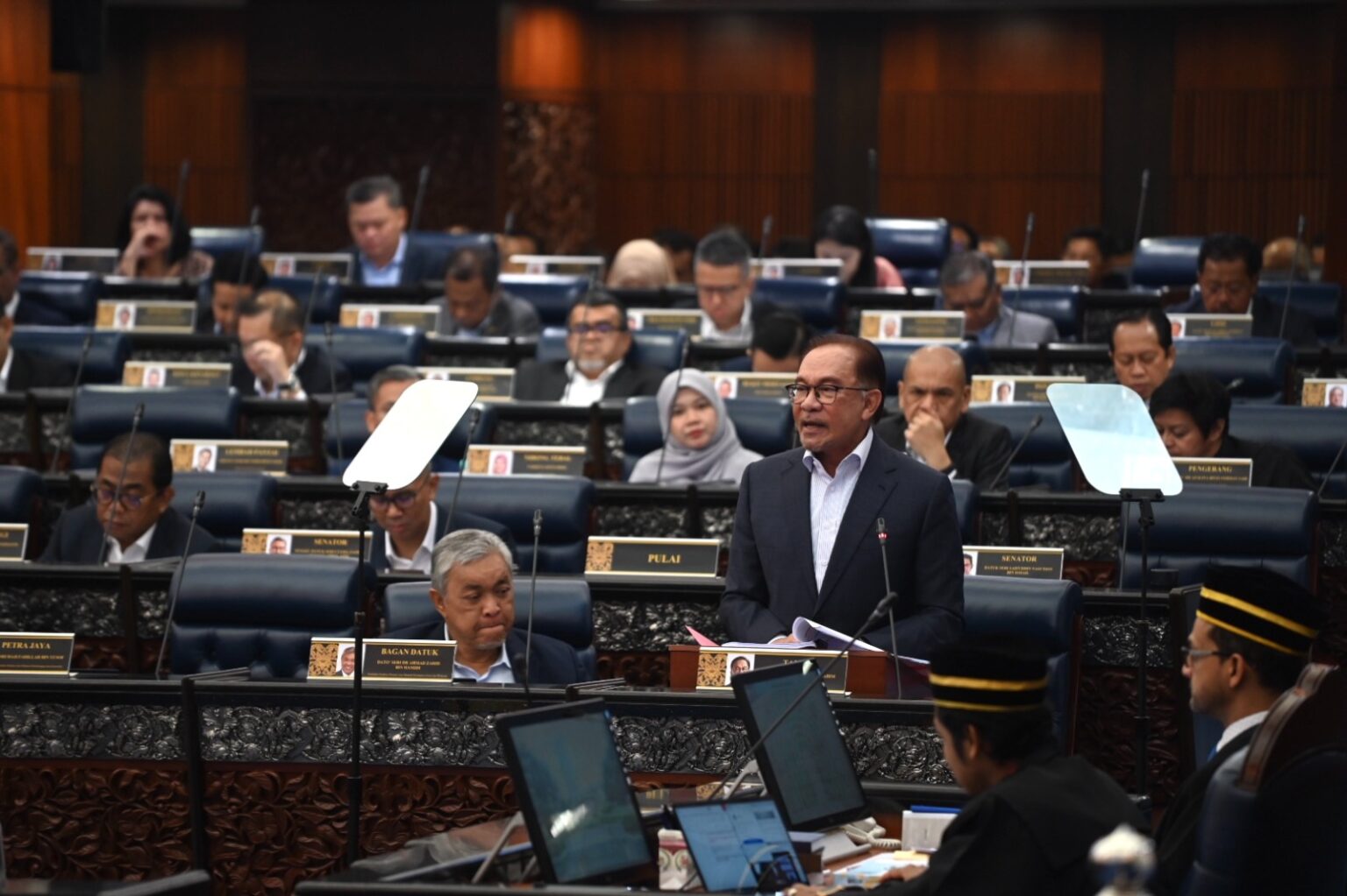 Dewan Rakyat: Perkasa peranan wanita dalam RMK12 - Kosmo Digital