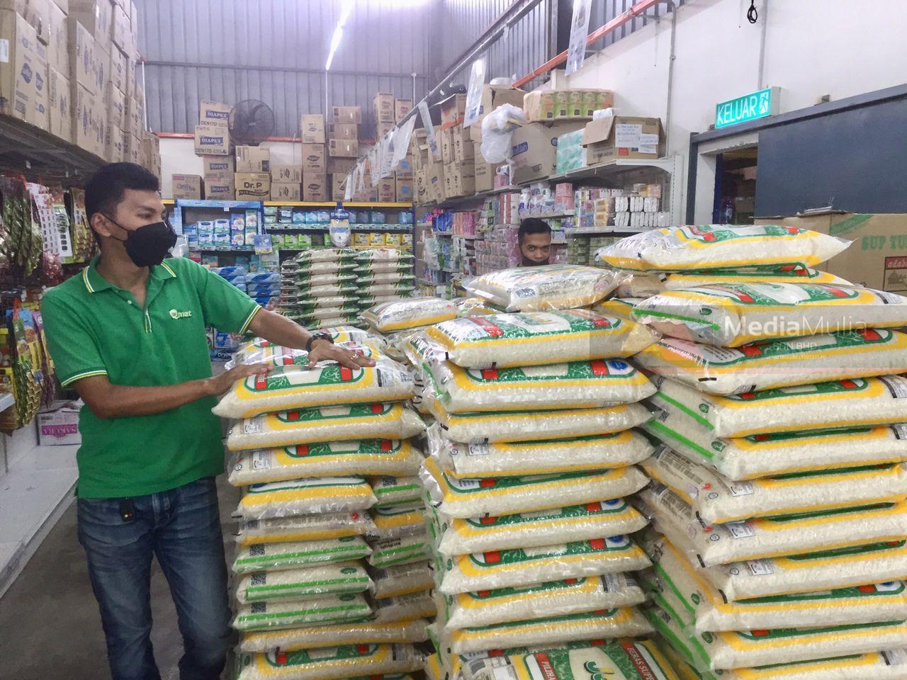 Peniaga pening, stok beras tempatan makin susut - Kosmo Digital