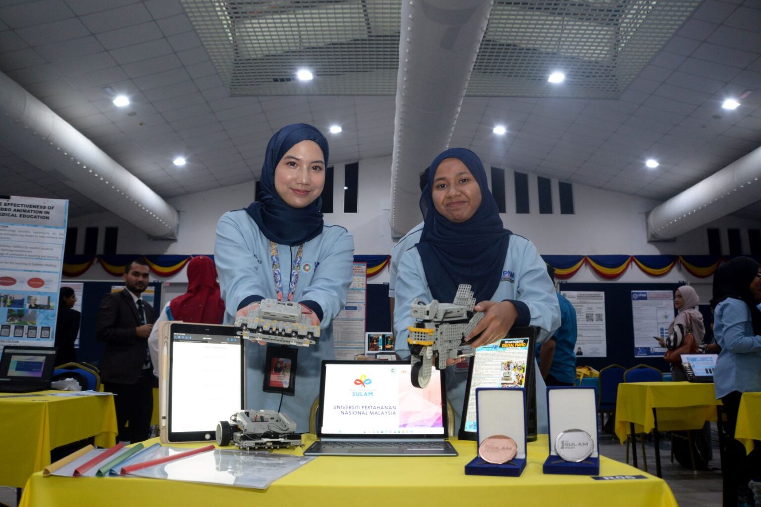 UPNM anjur ekspo semarak inovasi pendigitalan PdP - Kosmo Digital