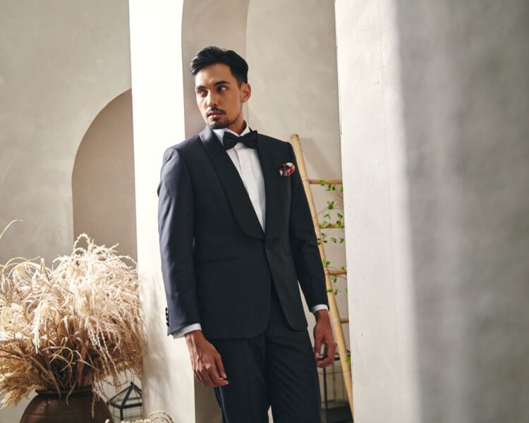 Busana moden sofistikated untuk ‘raja sehari’ - Kosmo Digital