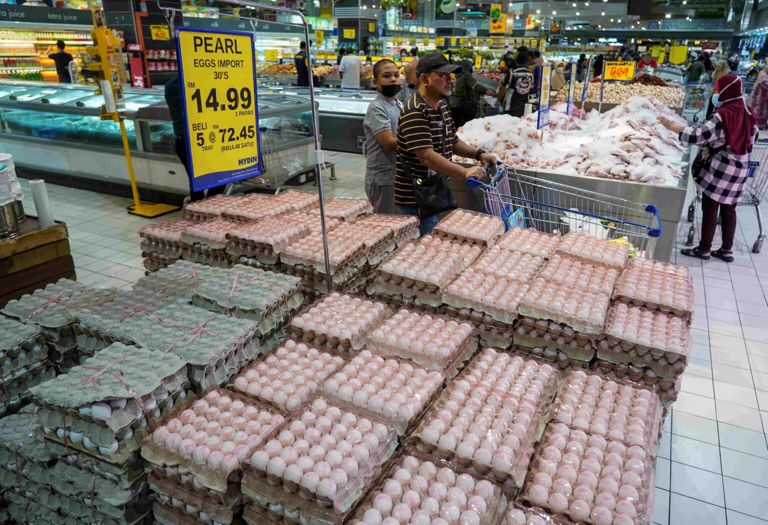 Adakah harga ayam, telur akan naik? - Kosmo Digital