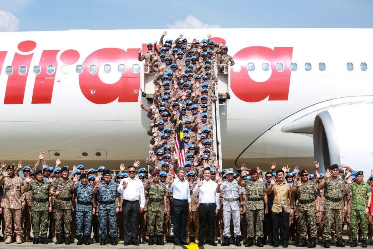 Pasukan pertama Malbatt 850-11 berlepas ke Lebanon - Kosmo Digital