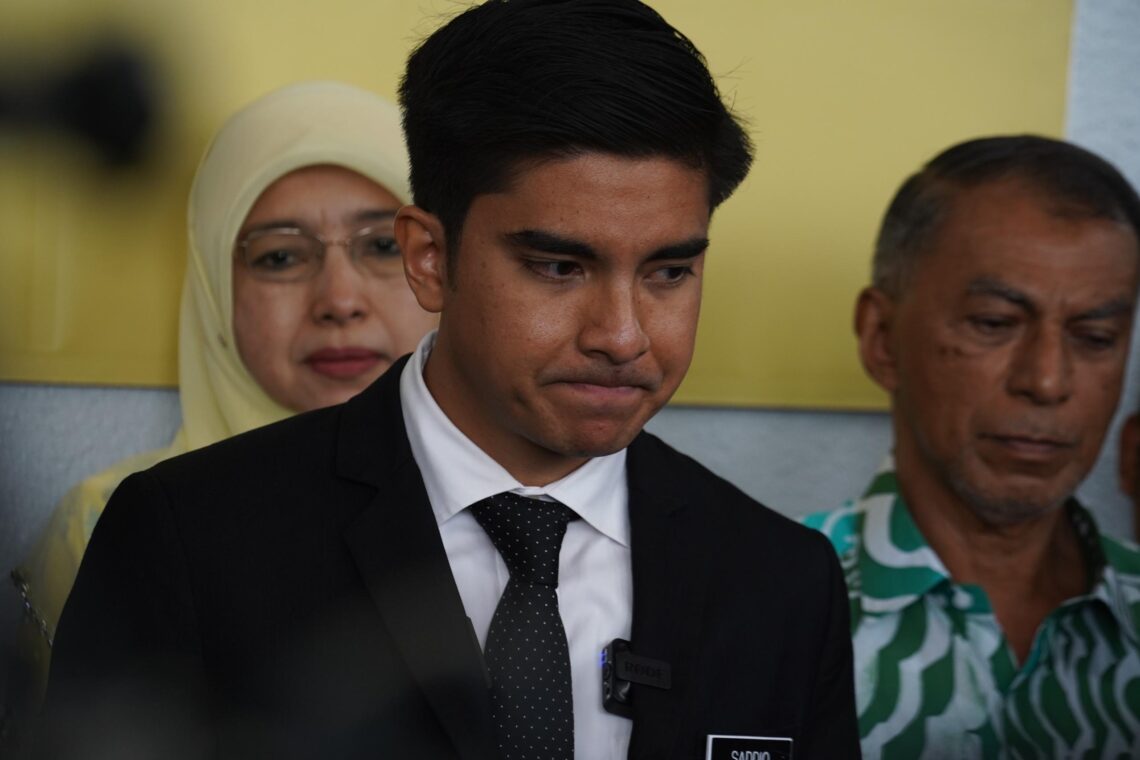 Syed Saddiq ahli politik pertama dikenakan sebatan - Pendakwaan - Kosmo ...