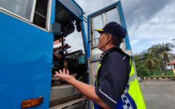 Bawa bas kilang tanpa lesen demi upah RM30 - Kosmo Digital