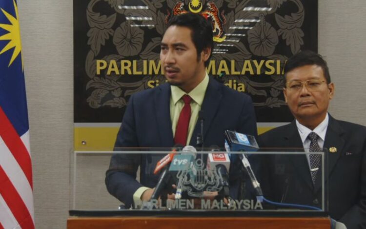 'Ahli Parlimen Labuan bersubahat dengan Datuk Botak' - Kosmo Digital