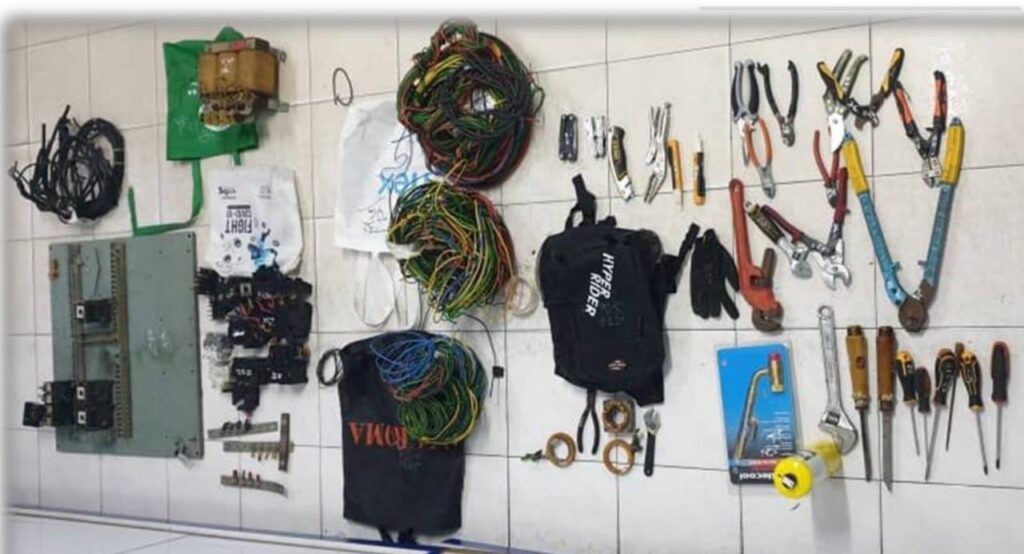 Penagih ditahan ketika mencuri kabel - Kosmo Digital Penagih ditahan ketika mencuri kabel - Kosmo Digital