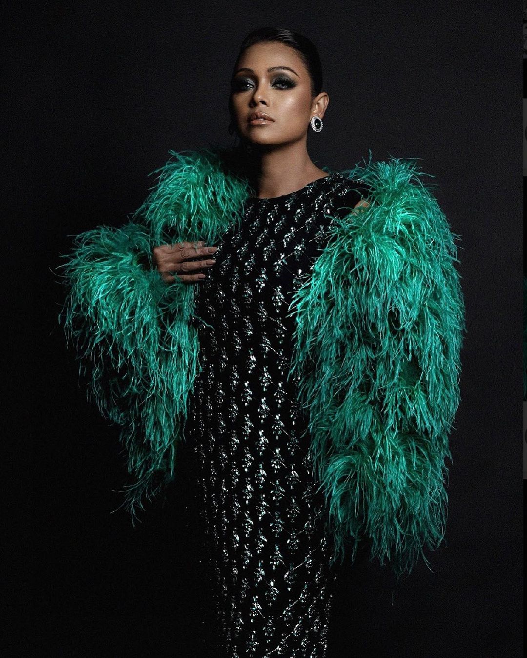 Balik Malaysia, Azah Aziz ligat berlakon - Kosmo Digital