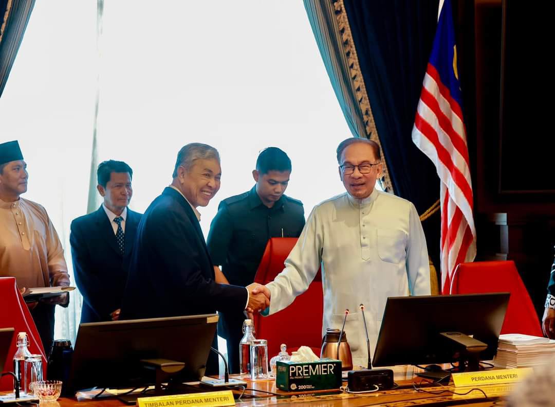TPM Ahmad Zahid kembali bertugas - Kosmo Digital TPM Ahmad Zahid kembali bertugas - Kosmo Digital