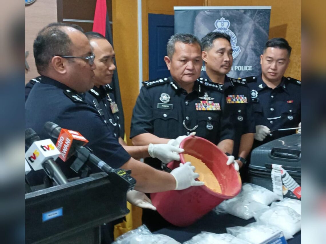 Dapat upah RM8,000 bawa dadah ke Sarawak - Kosmo Digital